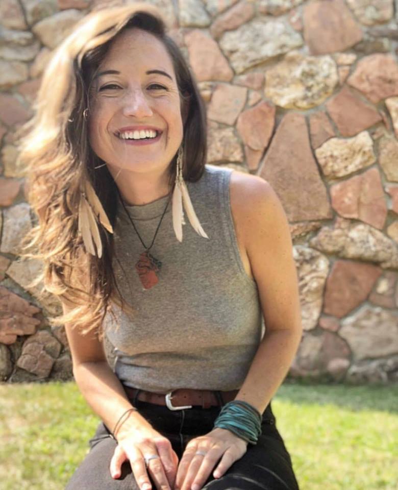 About Lindsey Hall - I Haven't Shaved In 6 Weeks